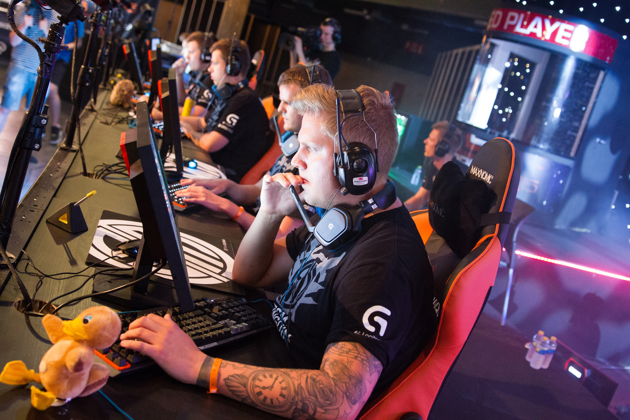 DreamHack London Esports Event Preview PC Editorial | GameWatcher