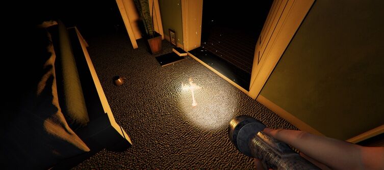 How to Use the Crucifix in Phasmophobia | GameWatcher