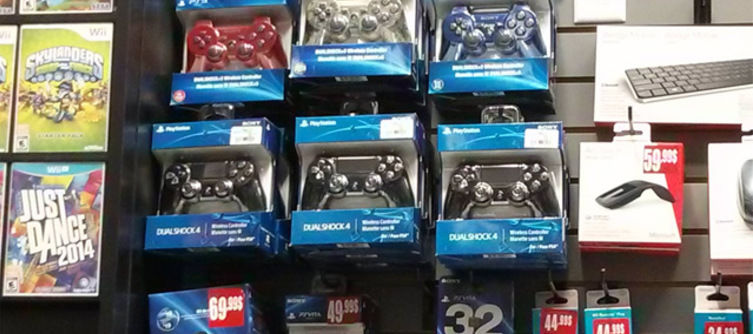 Canadian EB Games selling PS4 DualShock controllers | GameWatcher
