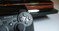 Sony: "...surpass Microsoft or we fail? No," | GameWatcher