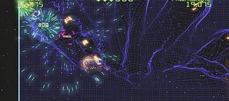 Geometry Wars 2 Release Date moved up | GameWatcher